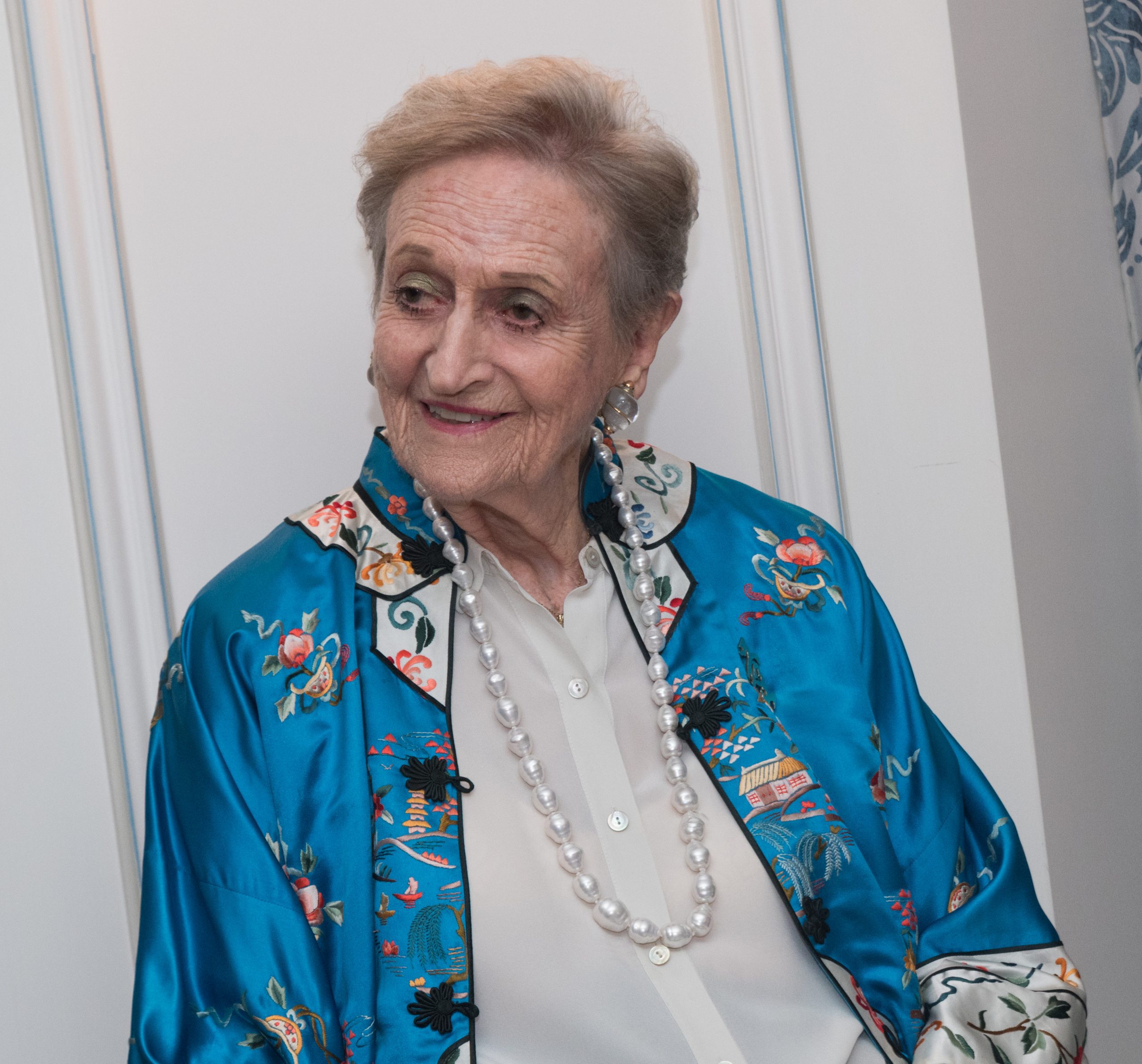 "Spritzing to Success" with Annette Green - POP STYLE TV