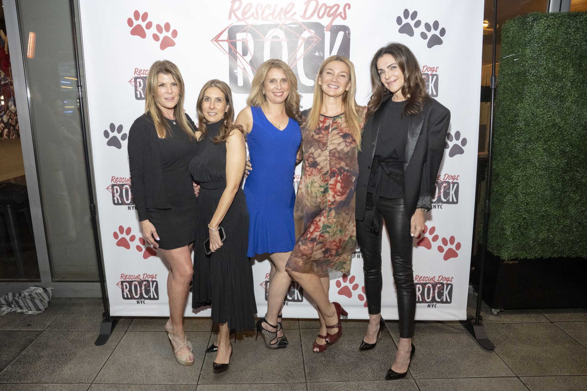 Rescue Dogs Rock NYC ‘Cocktails for Canines’ Gala - POP STYLE TV