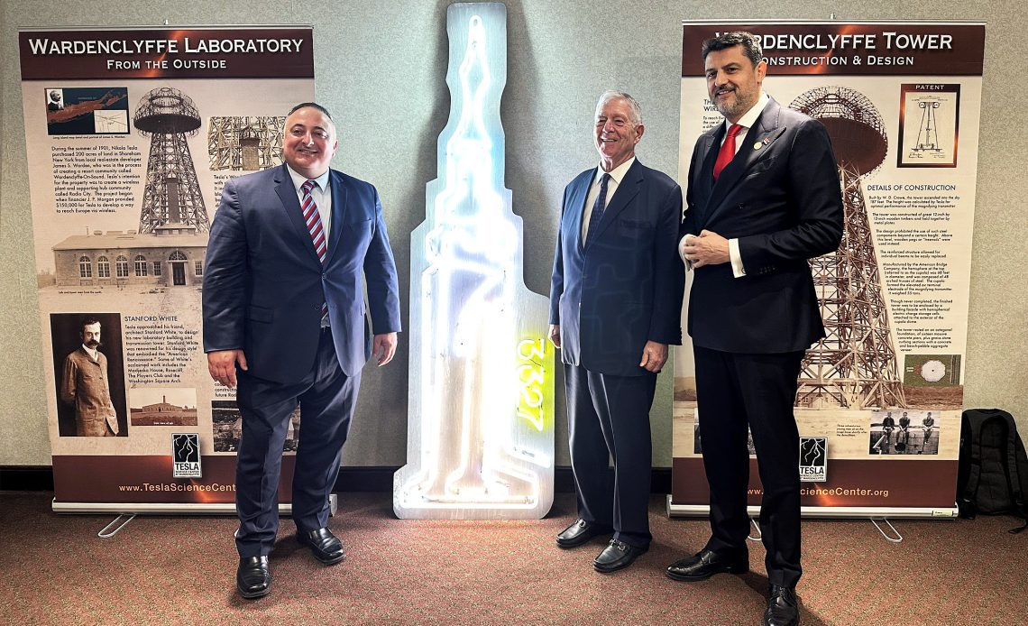 The Frick Collection Autumn Dinner 2021 Honoring Ronald S. Lauder - POP ...